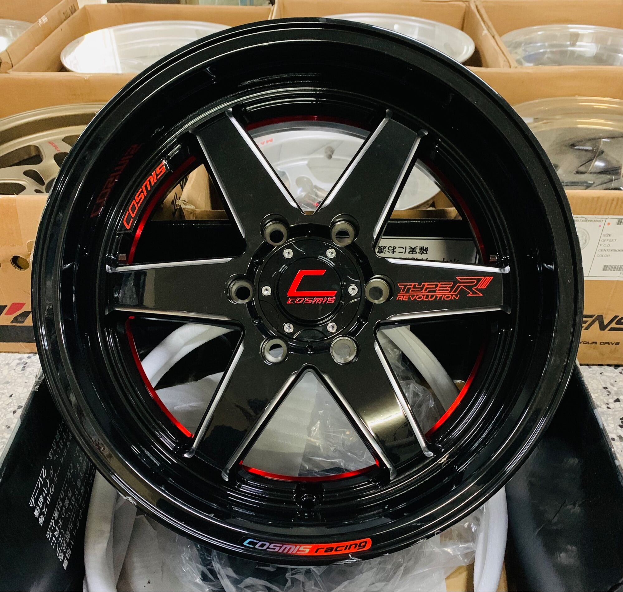 ล้อแม็ก ขอบ18 6H139.7 COSMIS TYPE-R 18x8.5 ET25 CB106 สีดท้องแดง🎏ราคา ...