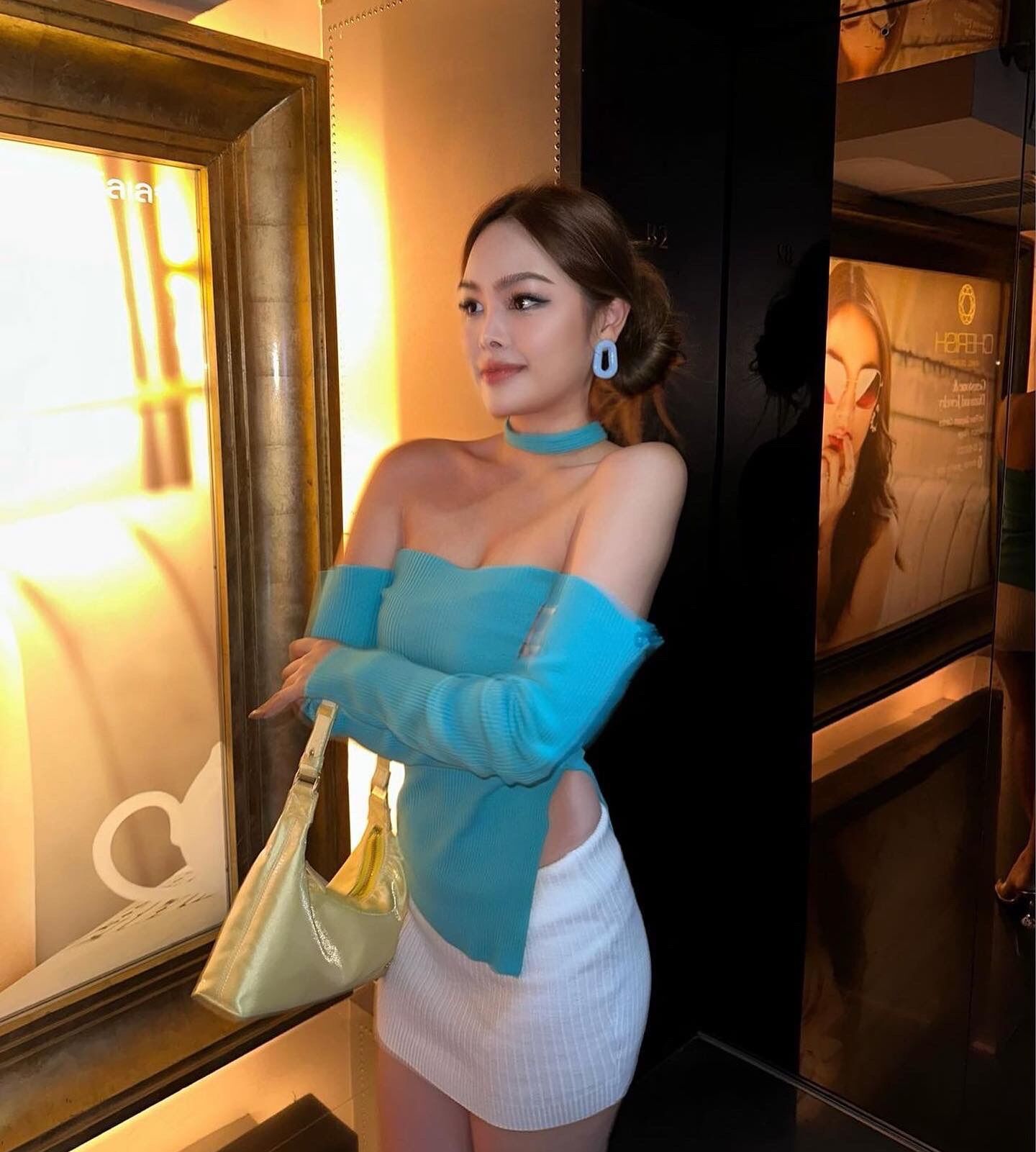 Hey rosie the label - Ronnie Top shoulder off ฟ้าชมพู ขาว พร้อมส่ง ...