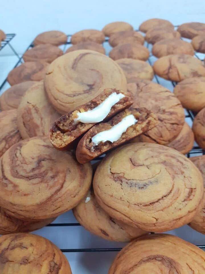 Cookies lava Tiny แบ่งขาย4ชิ้น white/dark chocolate - What the food by ...