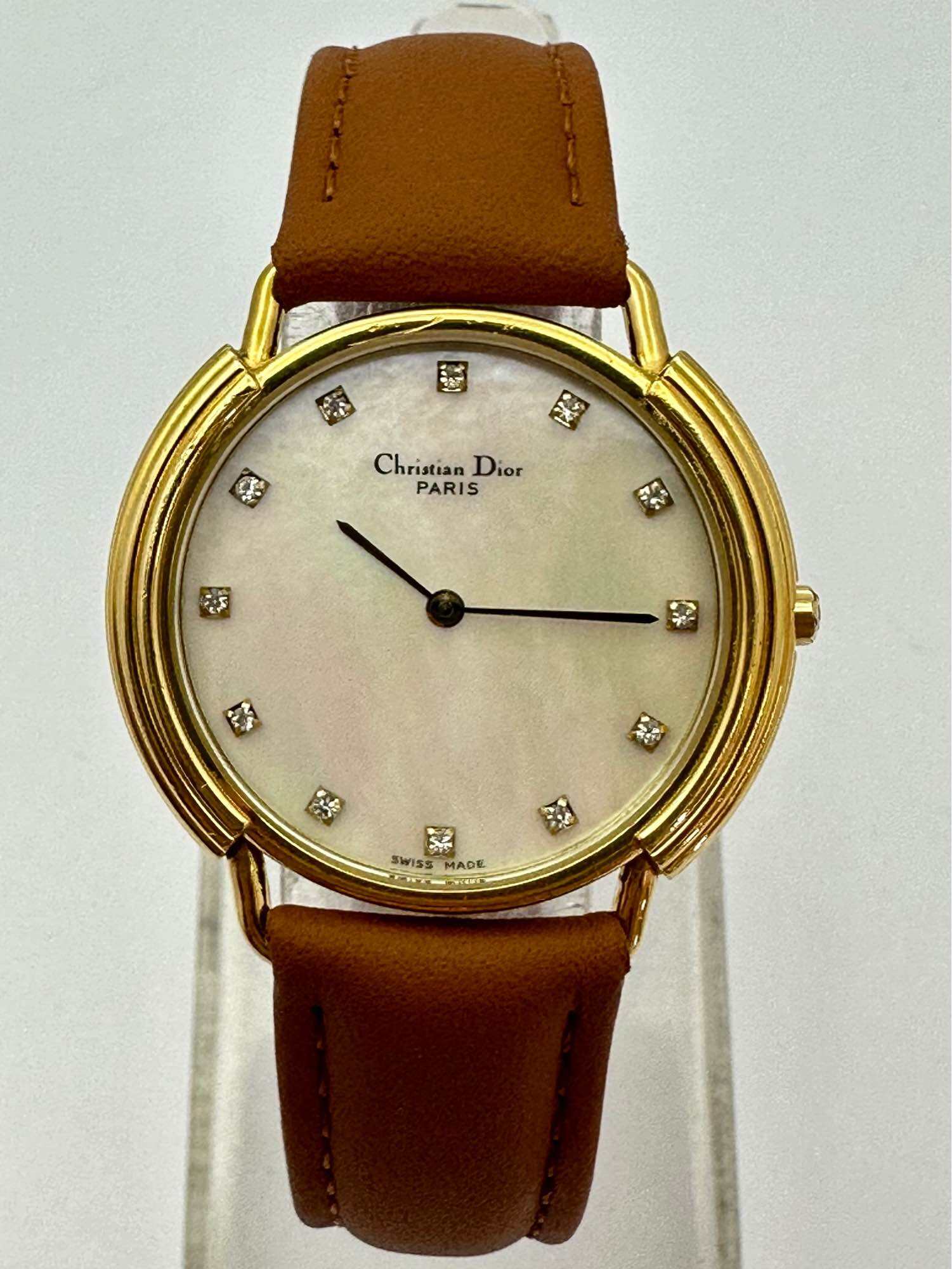 Christian Dior Quartz หน้าปัดมุข เพชรแท้ 12 เม็ด ตัวเรือนทองชุบ นาฬิกา ...