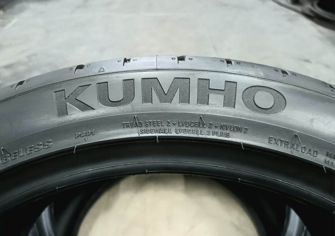 มี 2 เส้นค่ะ ยางใหม่ค้างปี 27535R18 Kumho Ecsta PS91 ผลิตปี 2020 ประกัน ...
