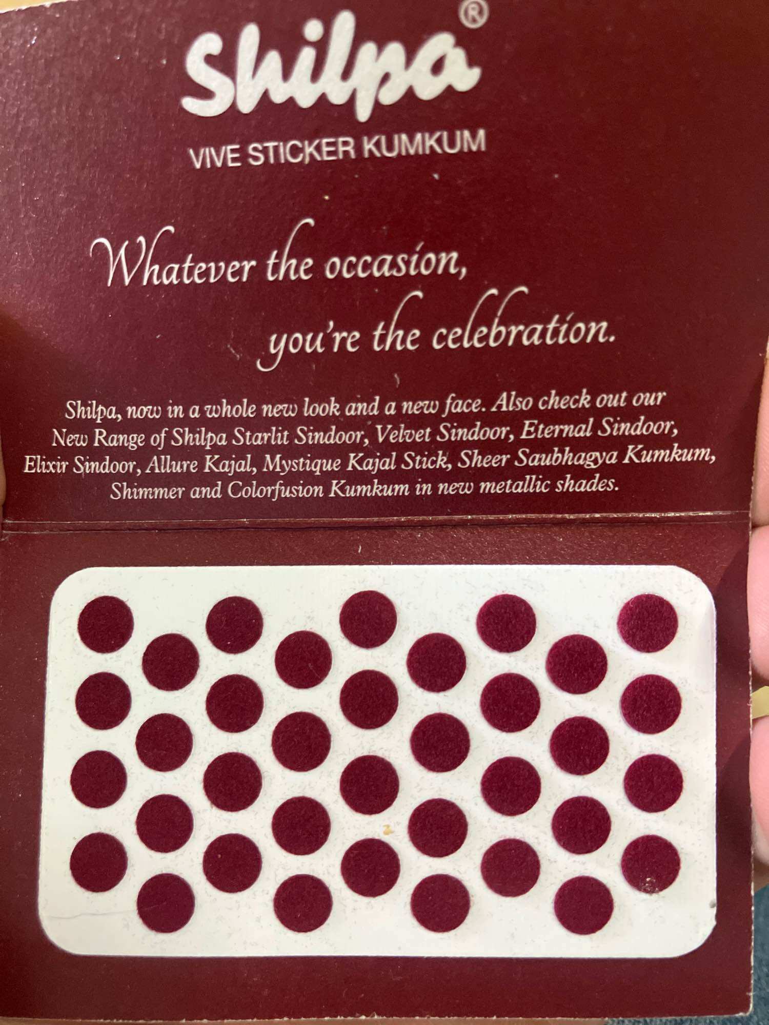 KUM KUM BINDI INDIA. Shilpa sticker bindi - GANGUBAI STYLE traditional ...