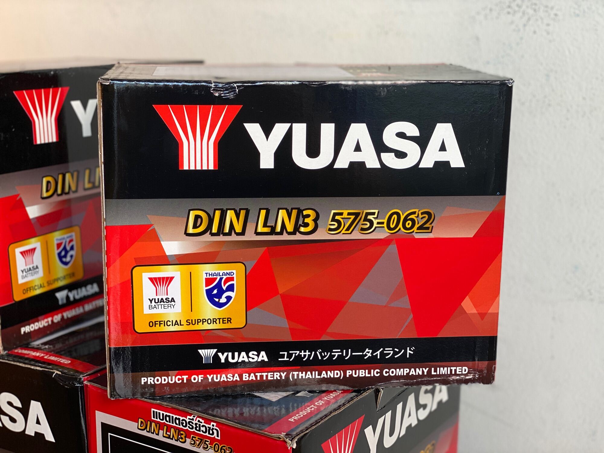 แบตเตอรี่รถยนต์ DIN LN3 575-062 MF (จัดส่งฟรี)ค่าย Yuasa (Revo) - Battnatida - ThaiPick