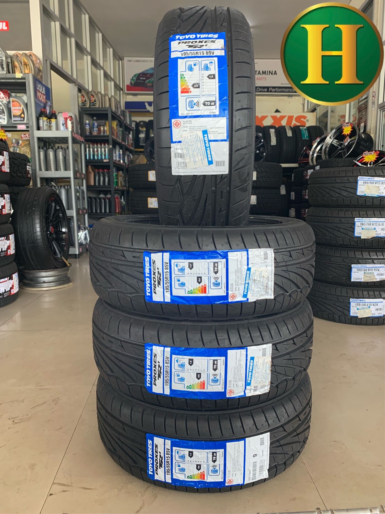 195/55R15 TOYO TR1 ยางใหม่ปี2022🎏ราคาชุด4เส้น ฟรีจุ๊บลมยาง👍มีรับประกัน ...
