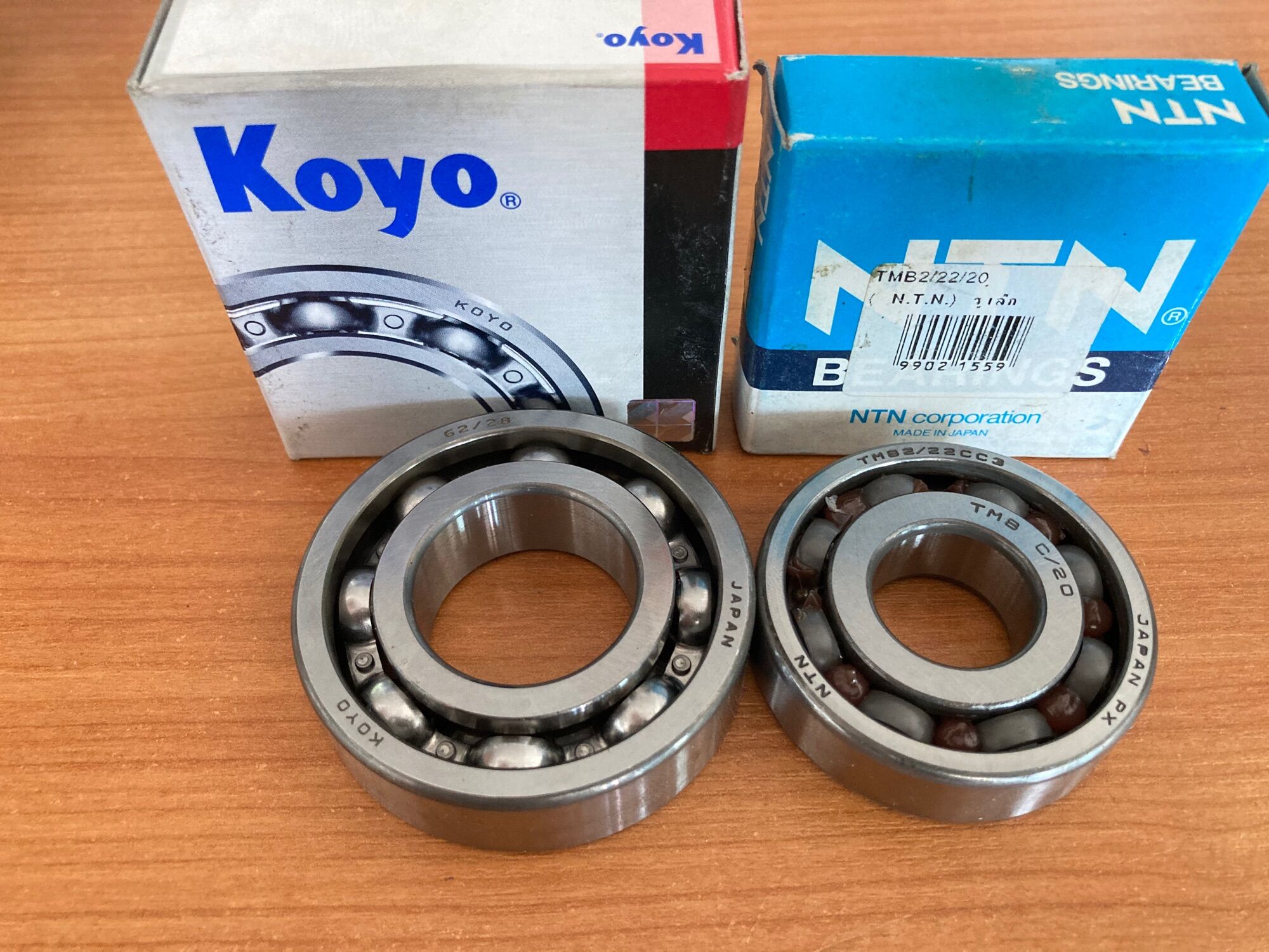 ลูกปืนข้อเหวี่ยง Nova-RS L/R NO: L 62/28 (KOYO) ,R 62/22CC3 รูเล็ก (NTN ...