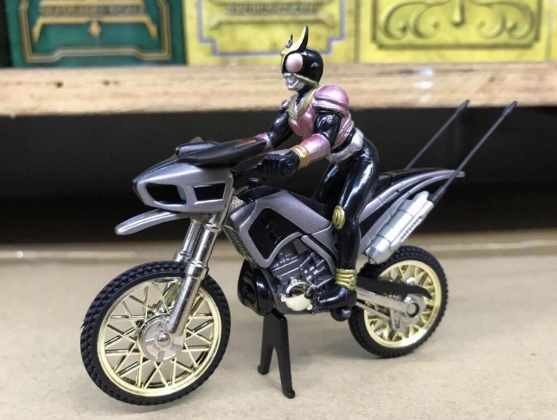 ฟิกเกอร์ Masked Rider Kuuga (Hyper Hobby Limited Edition ปี 2000 ...