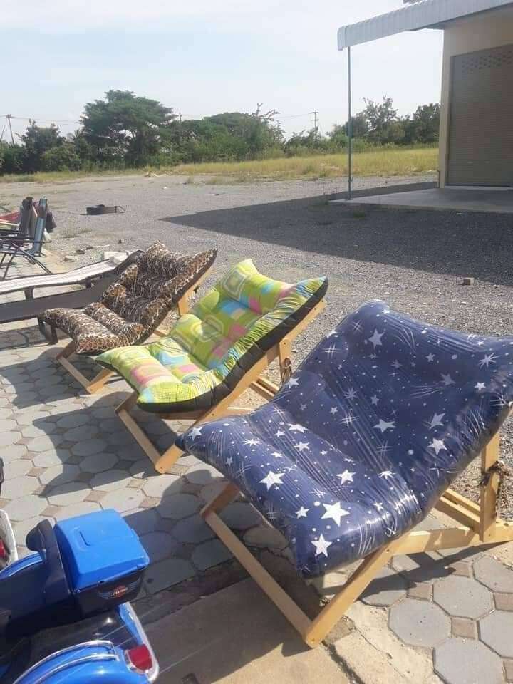 เกาะอี้ไม้ยางพาราพร้อมเบาะ ขนาด 90×120 ซม. | Lazada.co.th