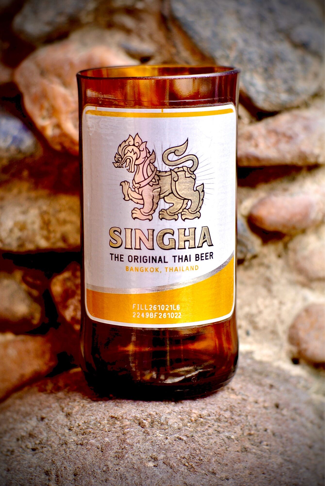 แก้วเบียร์สิงห์ แก้วตัดจากขวดเบียร์ - มั้งกี้99 แก้วตัดจากขวด - ThaiPick