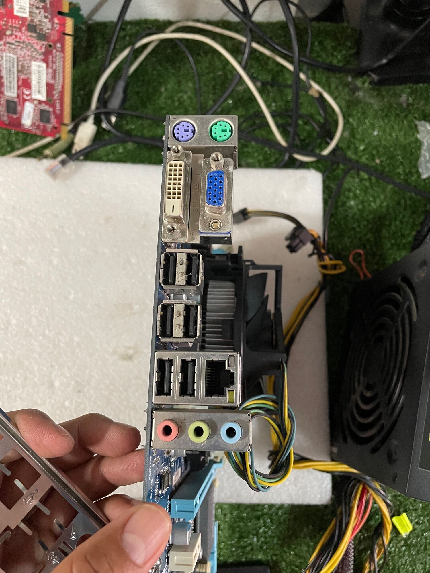 Intel Core i5-3470S 2.90Ghz พร้อมบอร์ด 1155 gigabyte GA H61M D2 B3 ฝา ...