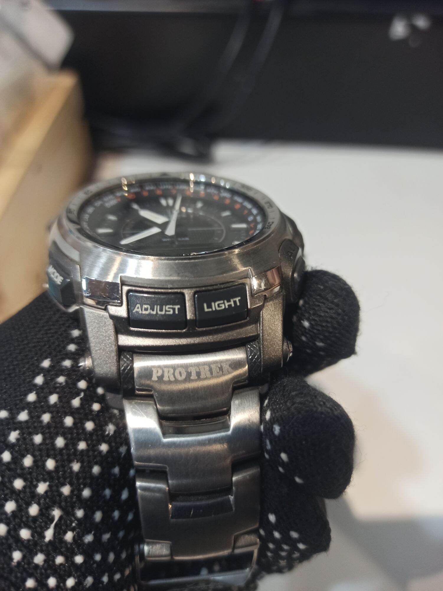 นาฬิกาข้อมือผู้ชาย CASIO PRO TREK รุ่น PRG-510T-7 - เศรษฐีเก่าเอามาขาย ...