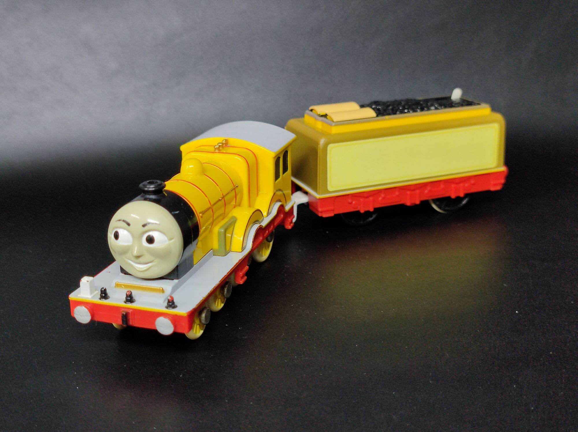 (รหัส T4) Tomy Plarail รถไฟโทมัส Thomas Molly (มือสอง) | Lazada.co.th