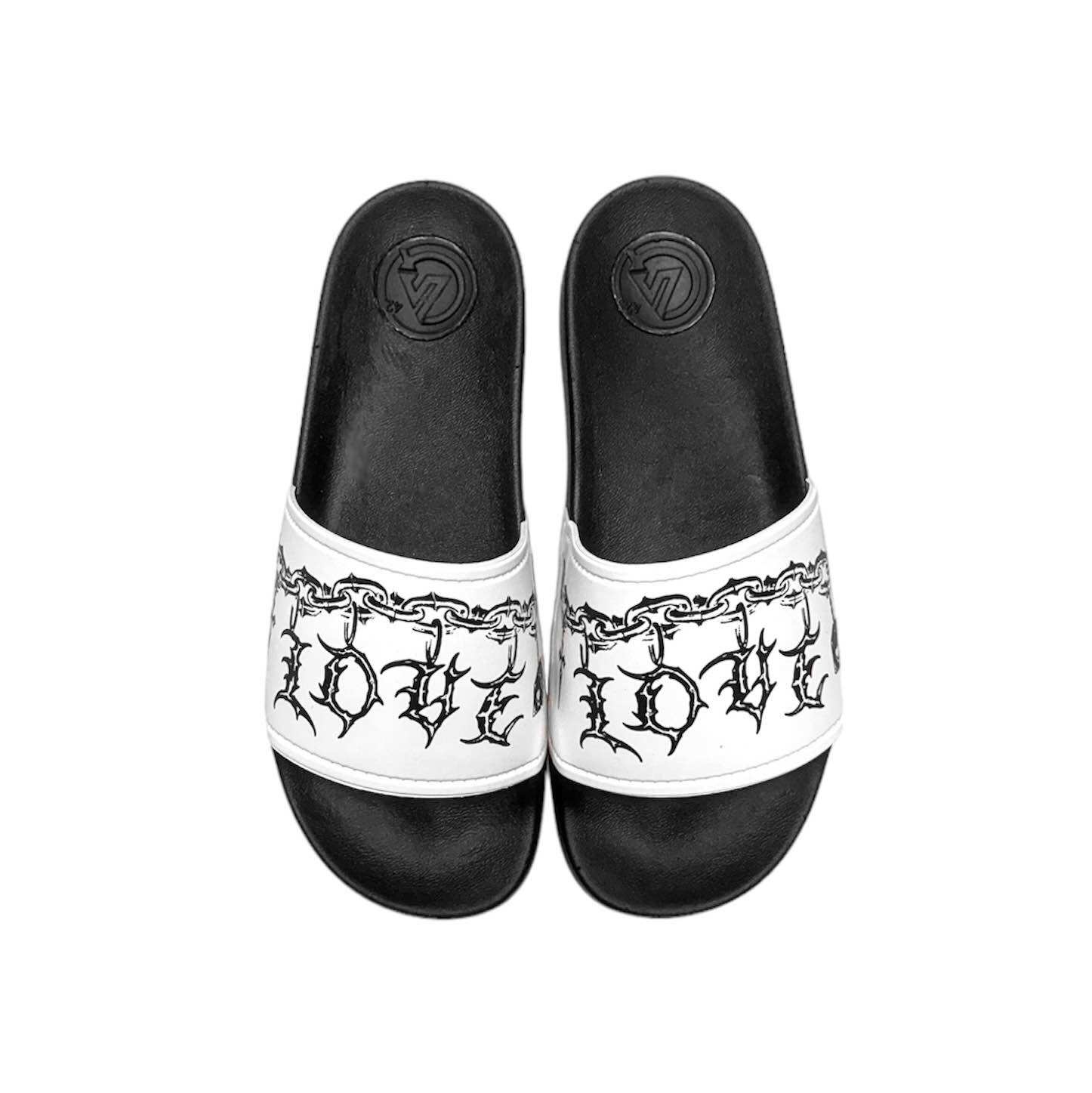 พร้อมส่ง🎲 รองเท้าแตะแบบสวมผู้ชาย ลาย LOVE แนว Looker gang 40-45 พื้น ...