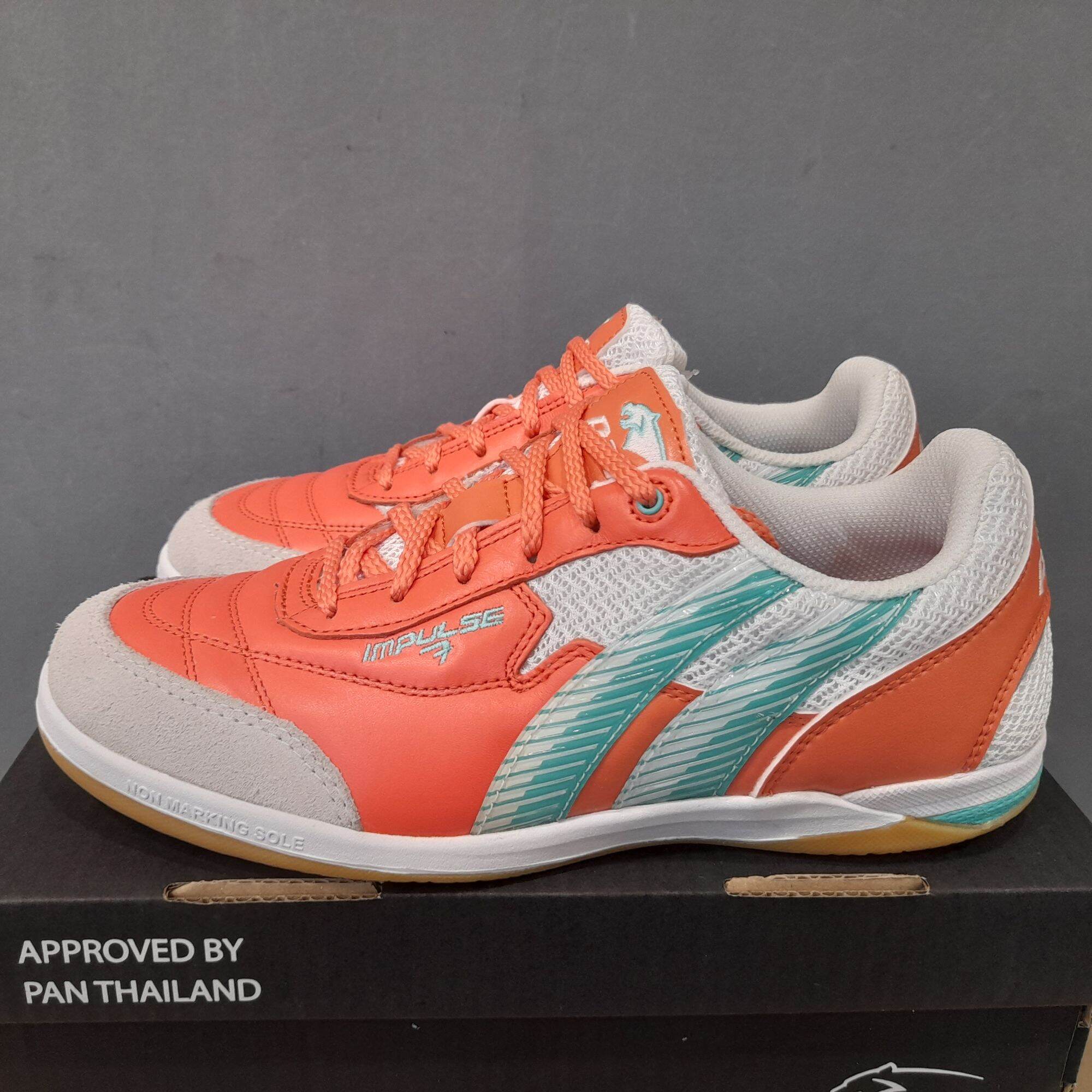 Pan รองเท้าฟุตซอล Pan IMPULSE 6 รองท็อป PF14R3 หนังวัวแท้ ราคา 1990 บาท ...