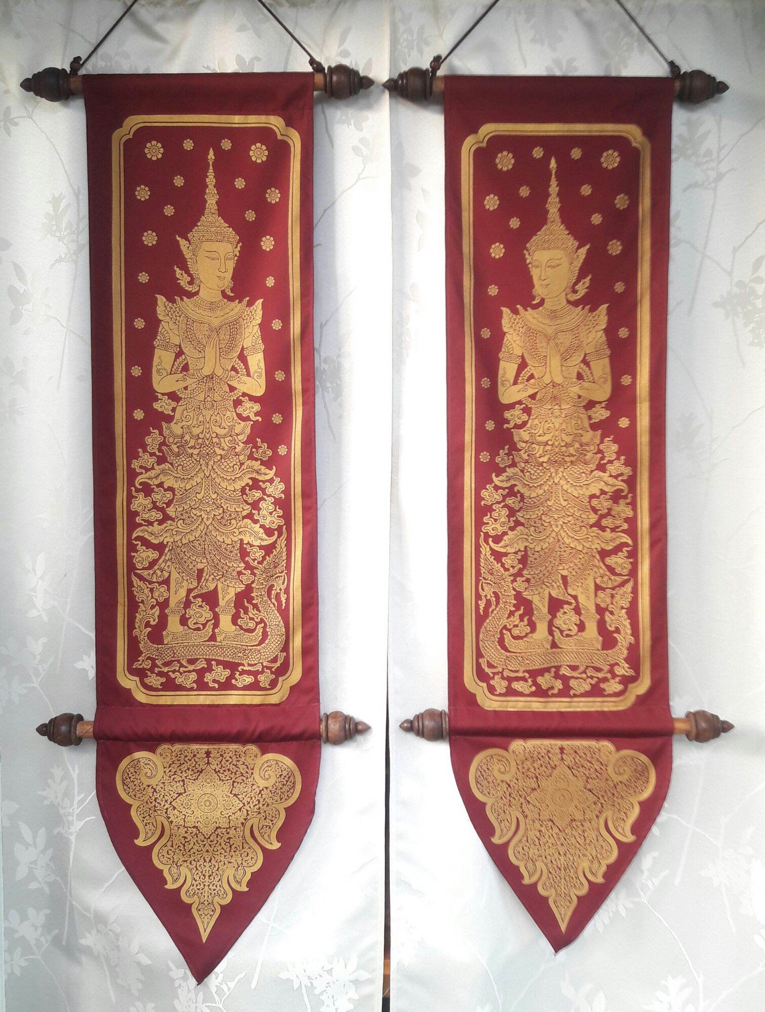ตุงล้านนา ลายเทวดาคู่(2ผืน) เป็นสินค้าพรีออเดอร์ ใช้เวลาทำประมาณ 2-3 ...