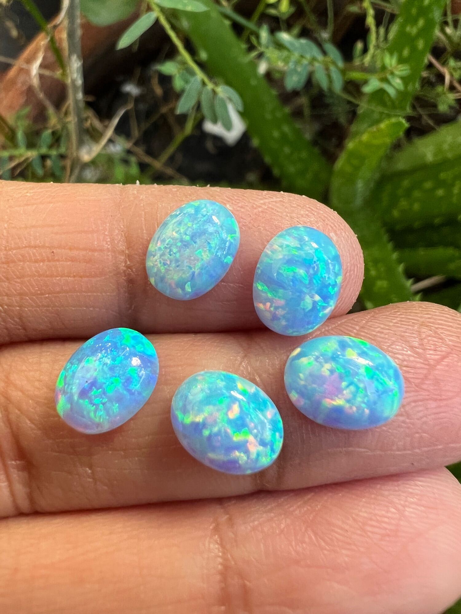 Opal Lab made Blue color .โอปอล 6X8 มม SHAPE OVAL Synthetic Opal โอปอ ...