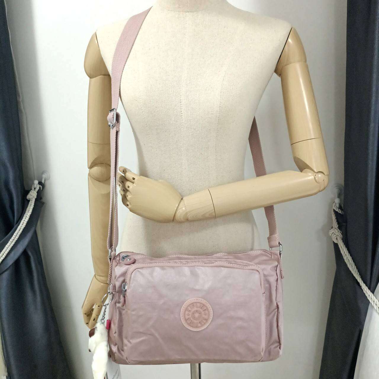 KIPLING RETH CROSSBODY BAGวัสดุ Nylon+polyester กระเป๋าสะพายข้างหรือ ...