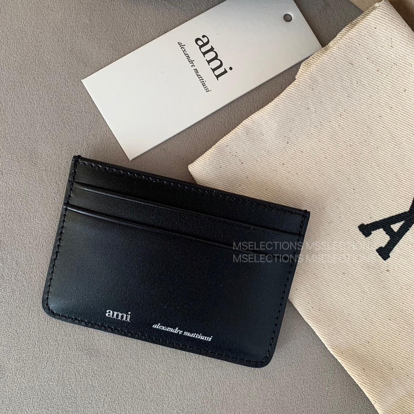 ของแท้ 100 พร้อมส่ง AMI PARIS Logo Printed Card Holder - Black ...