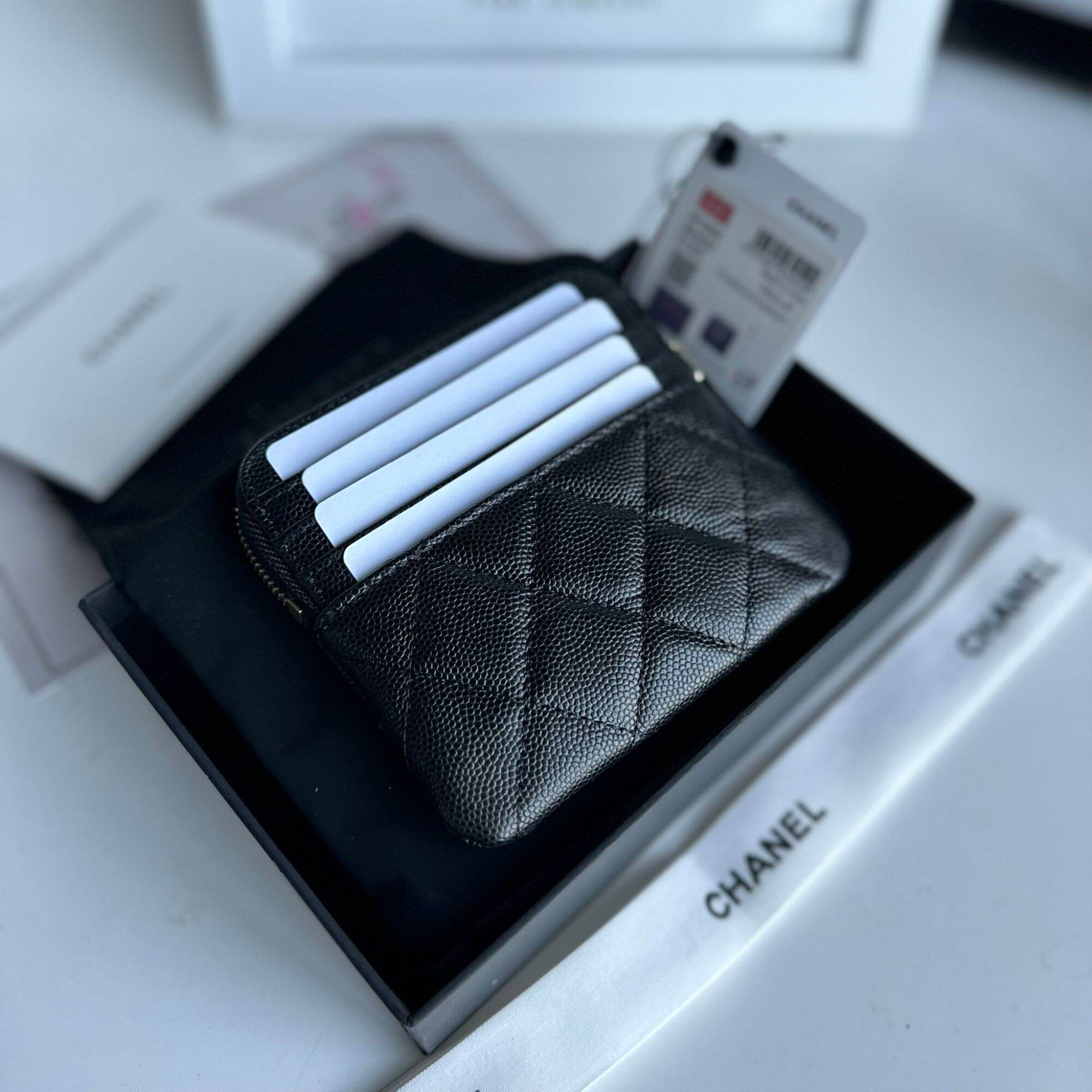 NEW CC SHORT ZIPPY WALLET CAVEAR - UE SHOP - ThaiPick