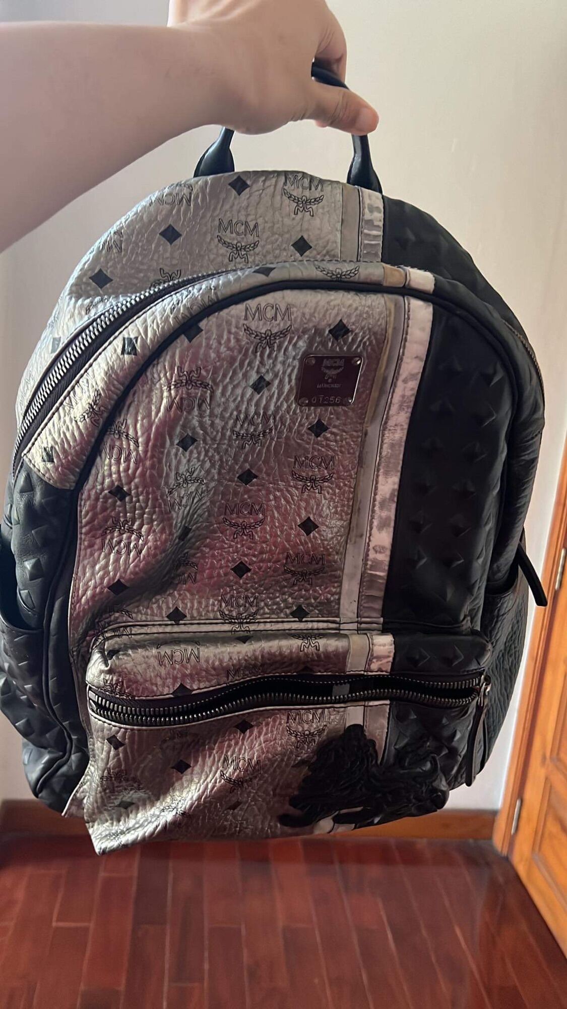 MCM size M munich lion | Lazada.co.th