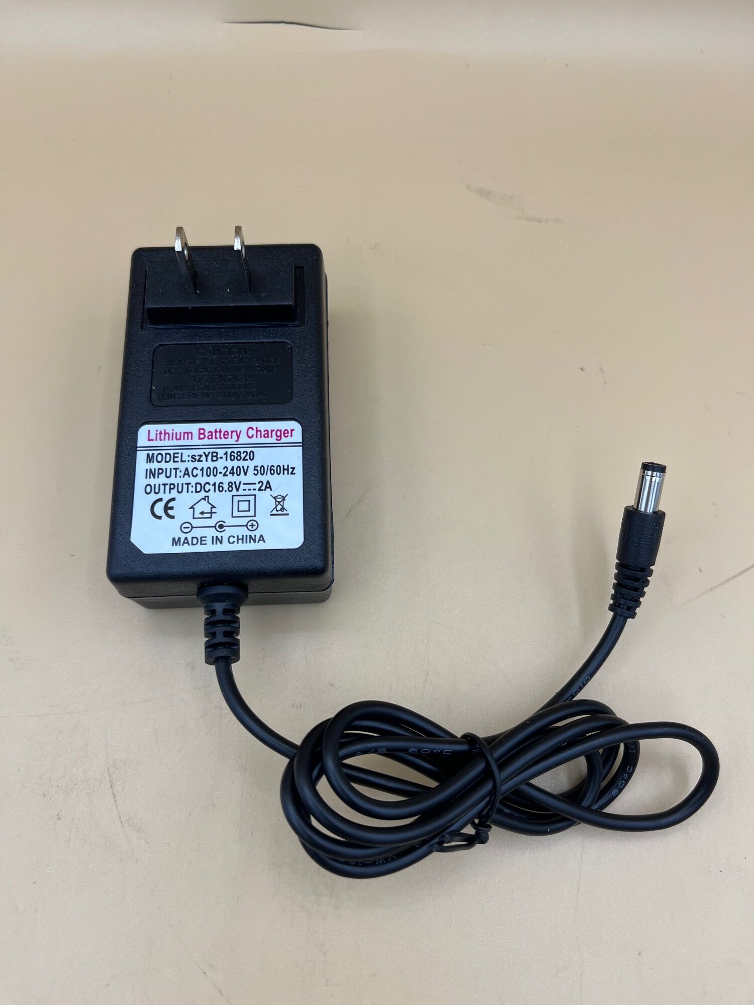 ที่ชาร์จแบตเตอรี่ลิเธียม Lithium Battery Charger 4.2V 1000Ma 8.4V2A 12 ...