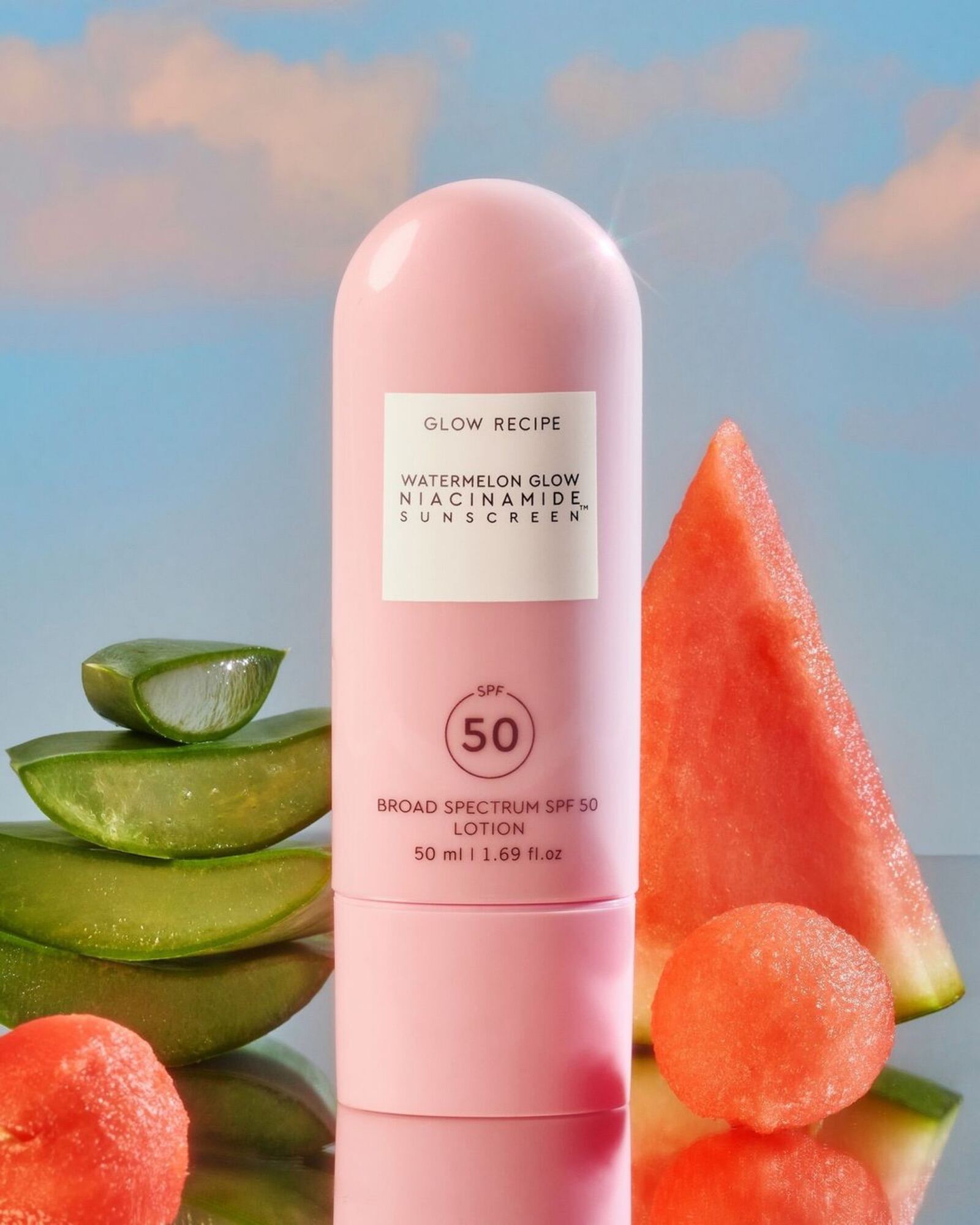 BAEWITHGLOSSY | Glow Recipe — Watermelon Glow Niacinamide Sunscreen SPF ...