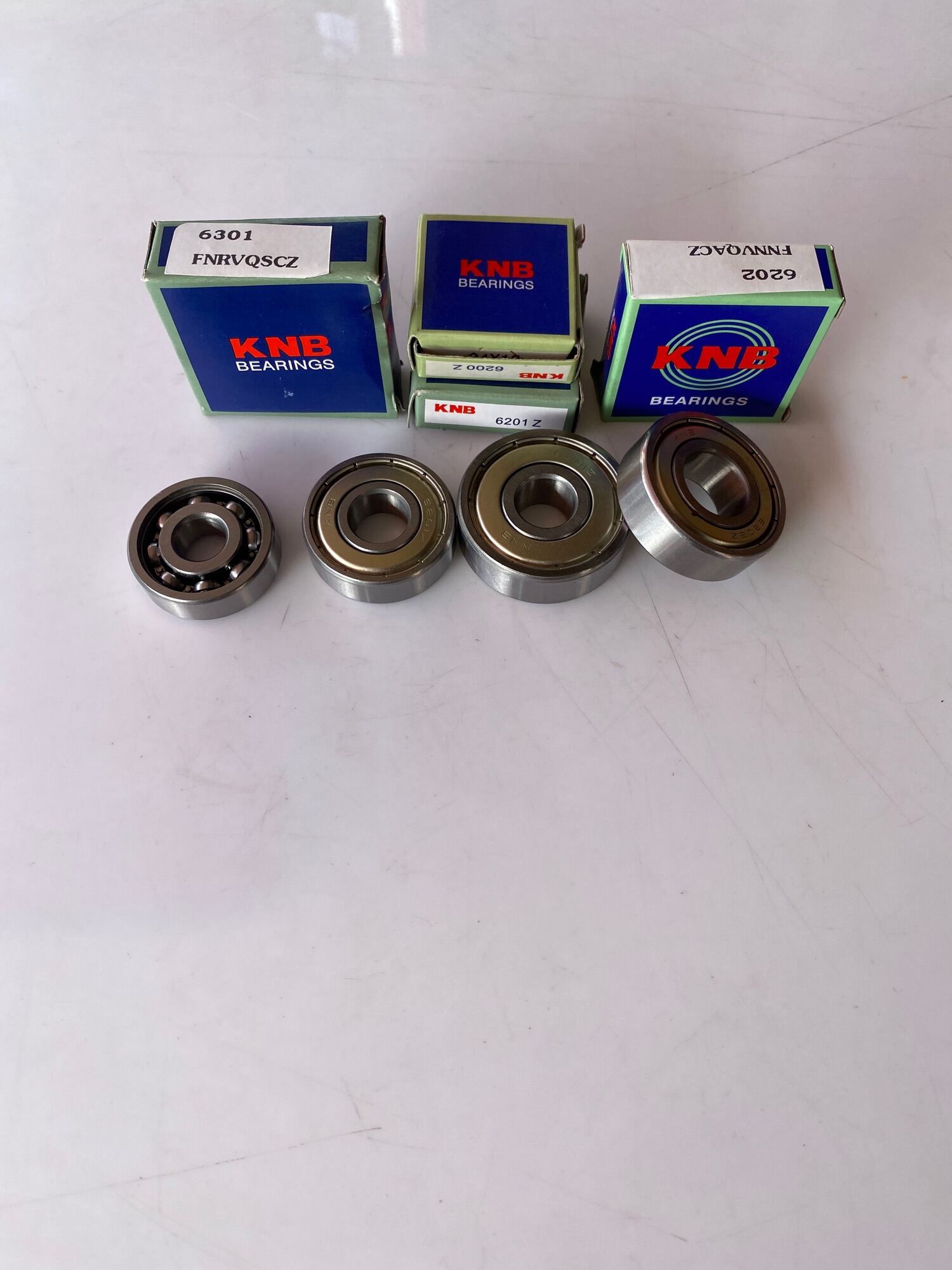 ลูกปืนKNB เบอร์6200 6201 6202 6301 Z เกรดอย่างดี 1ลูก - livea4 - ThaiPick