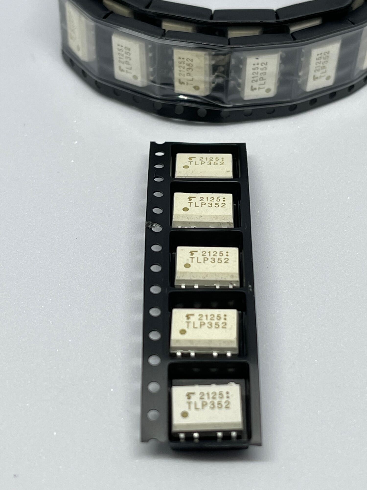 TLP352 SMD 8 ขา แพ็คละ 5 ตัว - Nana & Manit Electronic - ThaiPick