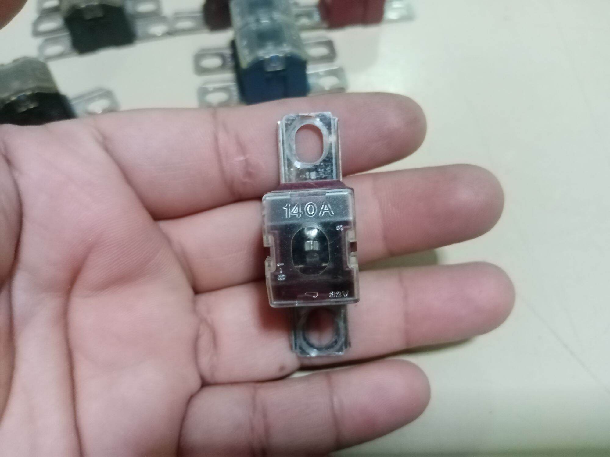 ฟิวส์รถยนต์ Car Fuse 50A, 80A, 100A, 140A 32v ของแท้มือสอง ญี่ปุ่น(รหัส ...