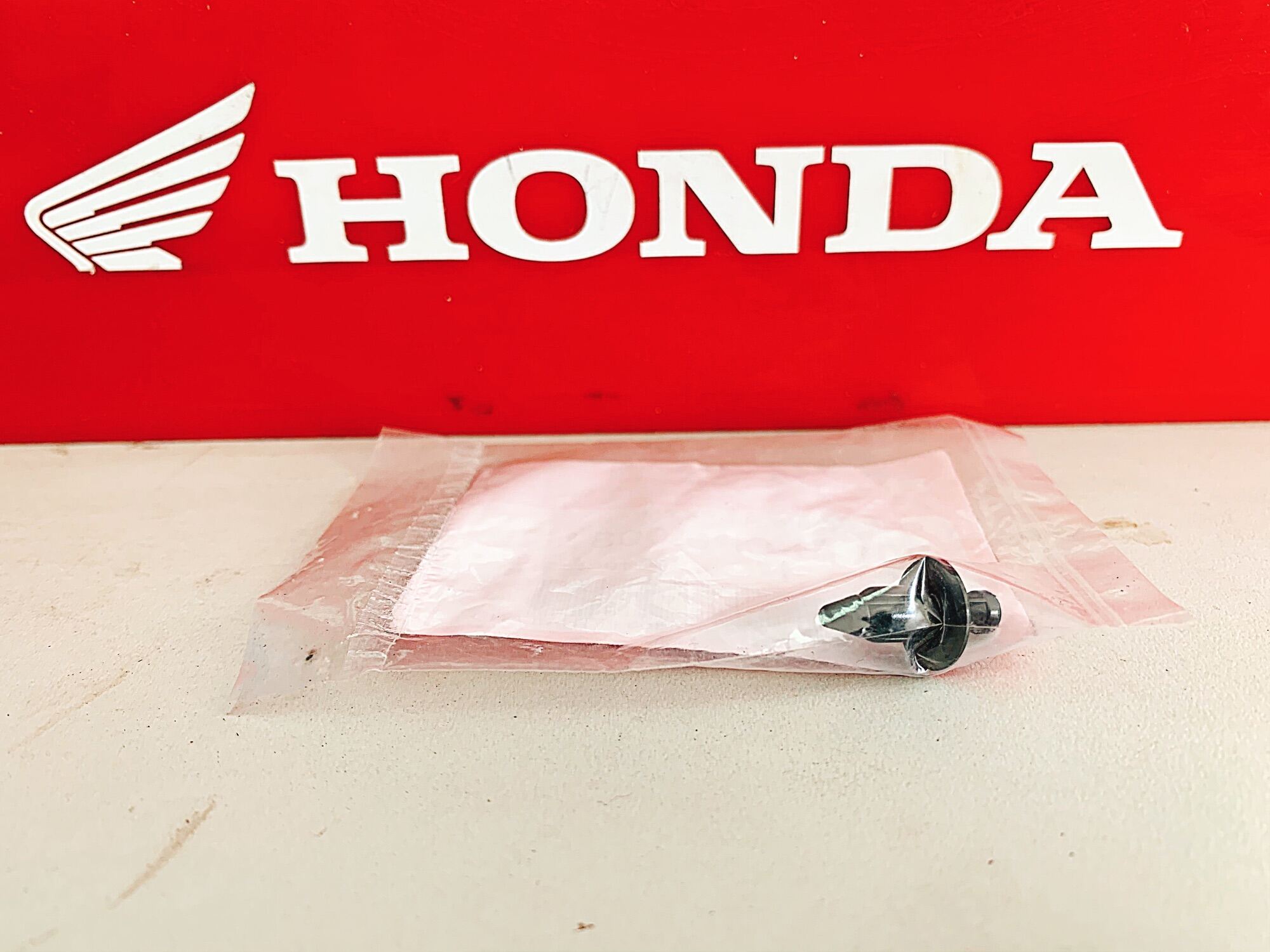 คลิ๊ปล็อค /หมุดล็อค 6mmแท้HONDA รหัสสินค้า 90116-sp0-003 / รหัสสินค้า ...