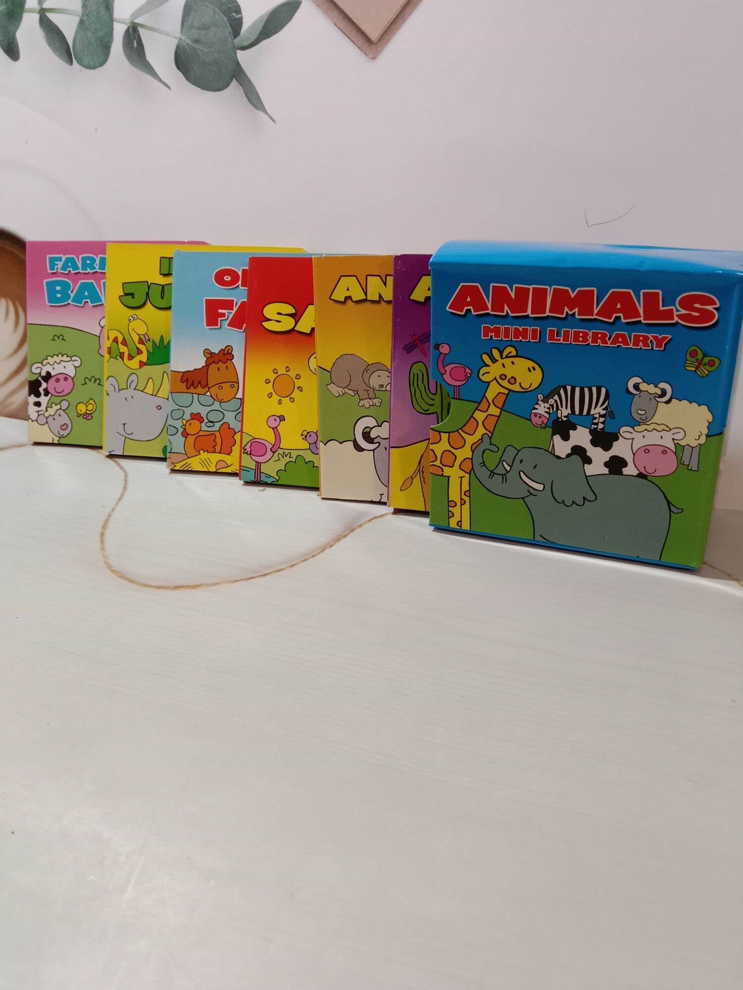 Animals Mini library - iibookstore by JI - ThaiPick