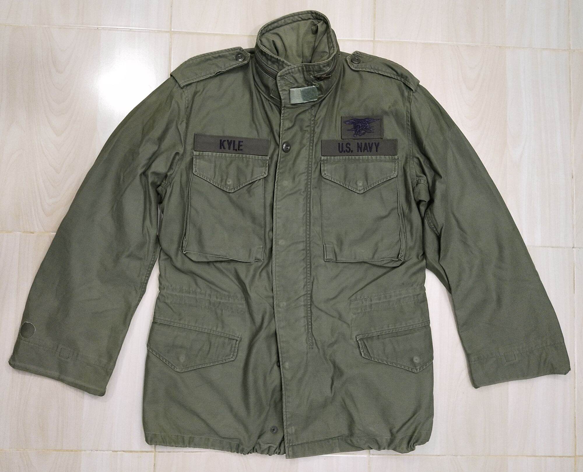 เสื้อทหาร M65 "NAVY SEAL" สีเขียว Olive ( M027 ) ผลิตโดย ALPHA ...