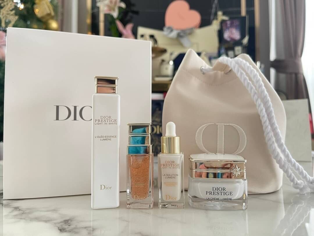 เซ็ตบำรุงผิวหน้า Dior GWP prestige Light-in-white set | Lazada.co.th
