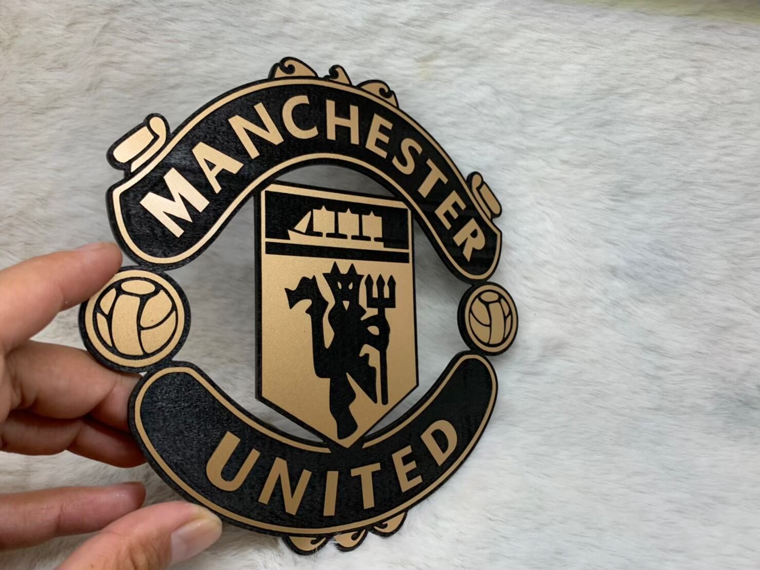 logo mennU โลโก้ โลโก้แมนนยูว วัสดุ2mmอะคริลิสีเหมือนมาแชล | Lazada.co.th