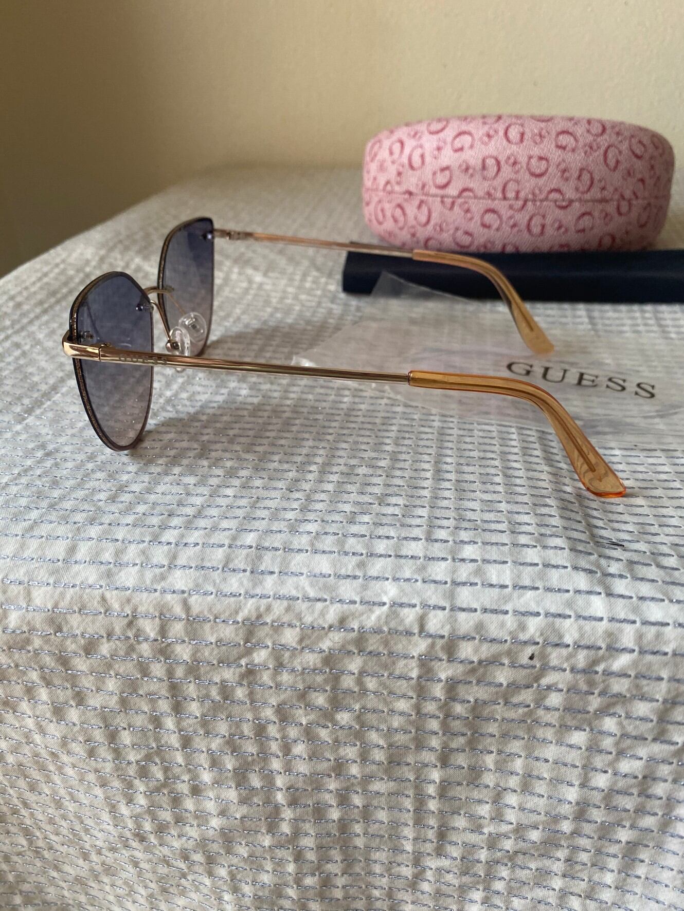GUESS GU6742 รหัสสี 32w ของแท้100 แว่นกันแดดรุ่นใหม่จากช้อป guess ...