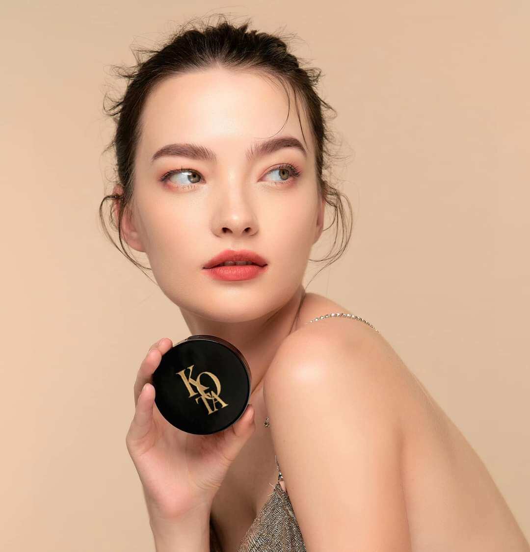 Natural matte powder 🖤 แป้งพัฟนำเข้า เนื้อเนียนละเอียดขั้นเทพ ตบทีเดียว ...