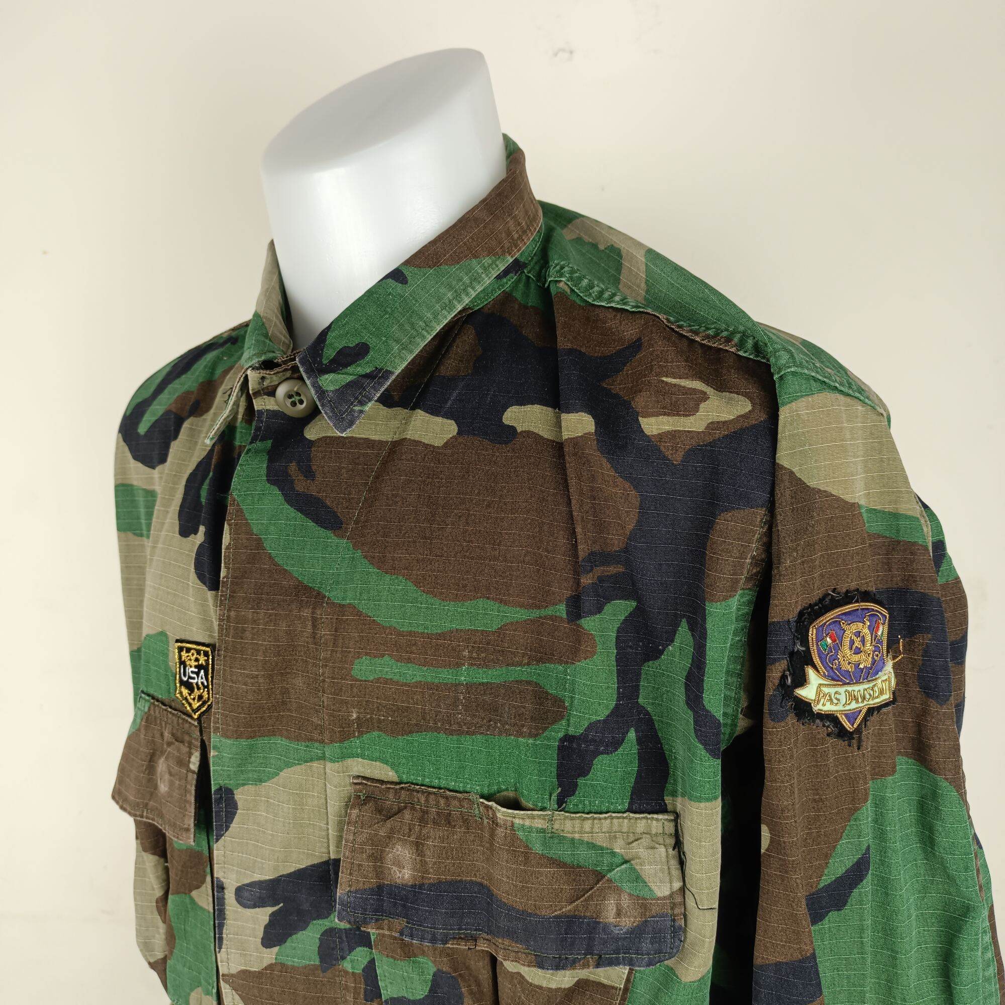 Y105 เสื้อกองทัพสหรัฐ(ของแท้) อก44ลายWoodland ผ้าก้างปลาแก้ทรงมา(อ่าน ...