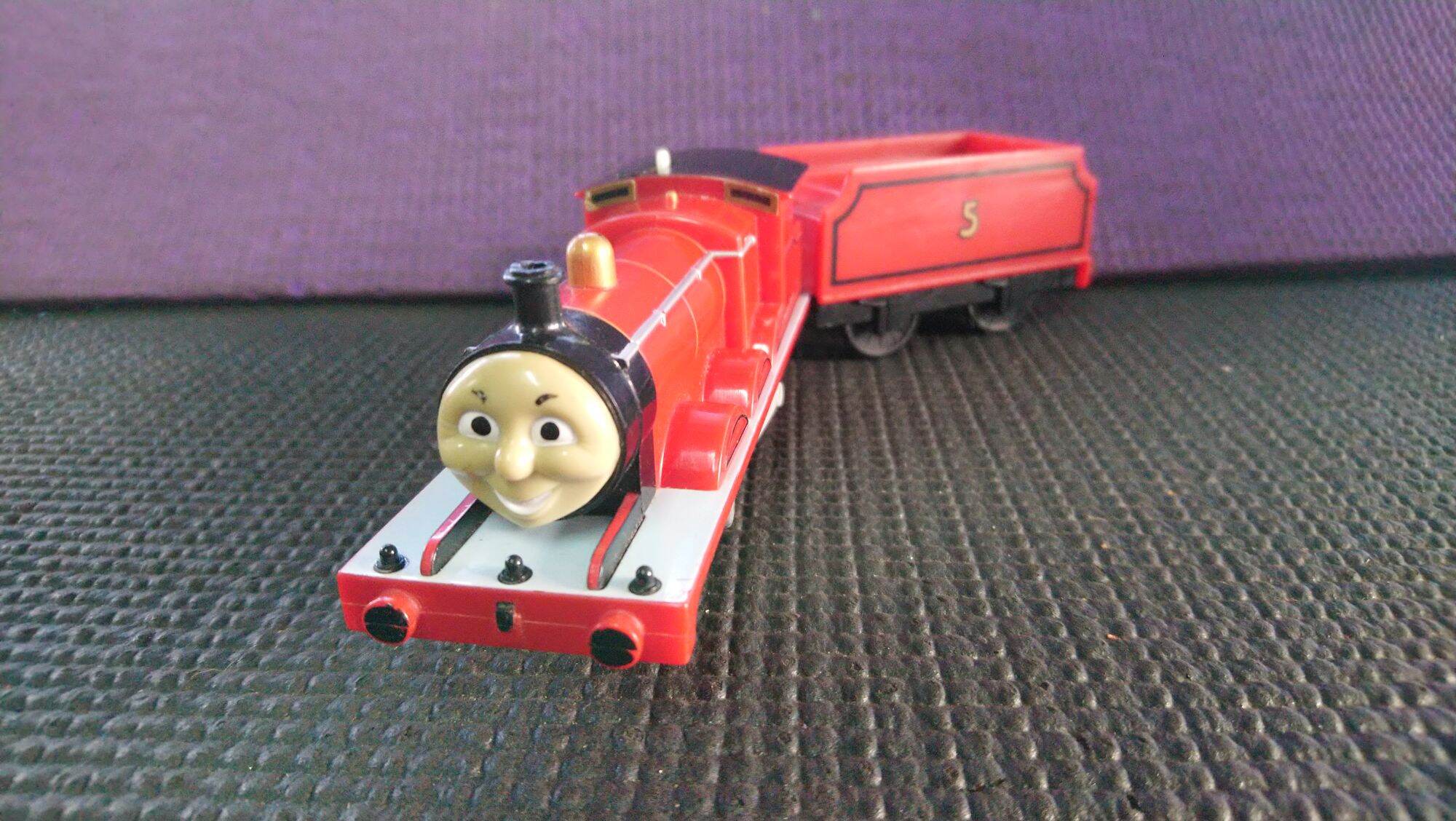 Thomas & Friends James โทมัสและผองเพื่อน เจมส์ Tomy Plarail เน้นเล่น ...