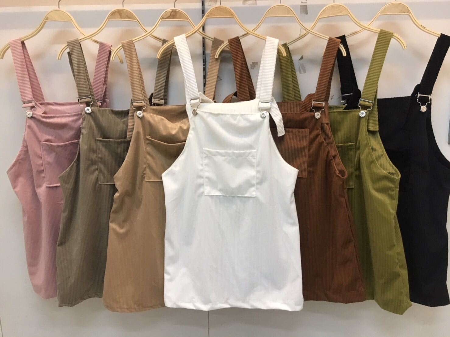 เอื๊ยมกระโปรงฟรีไชร์ผ้าลูกฟูก Koonkana Shop Thaipick