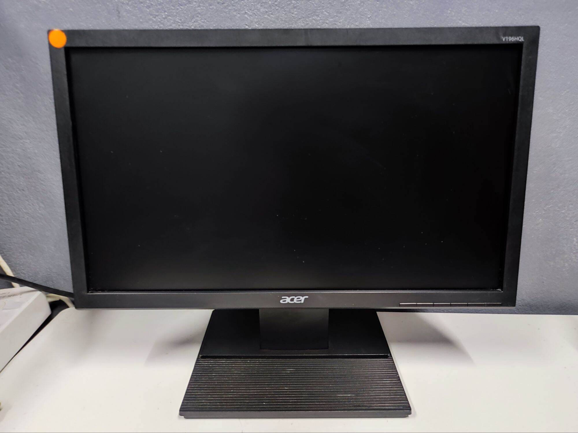 จอคอมมือสอง19นิ้ว acer V196Hql มีพอต dvi กับ vga สายครบ | Lazada.co.th