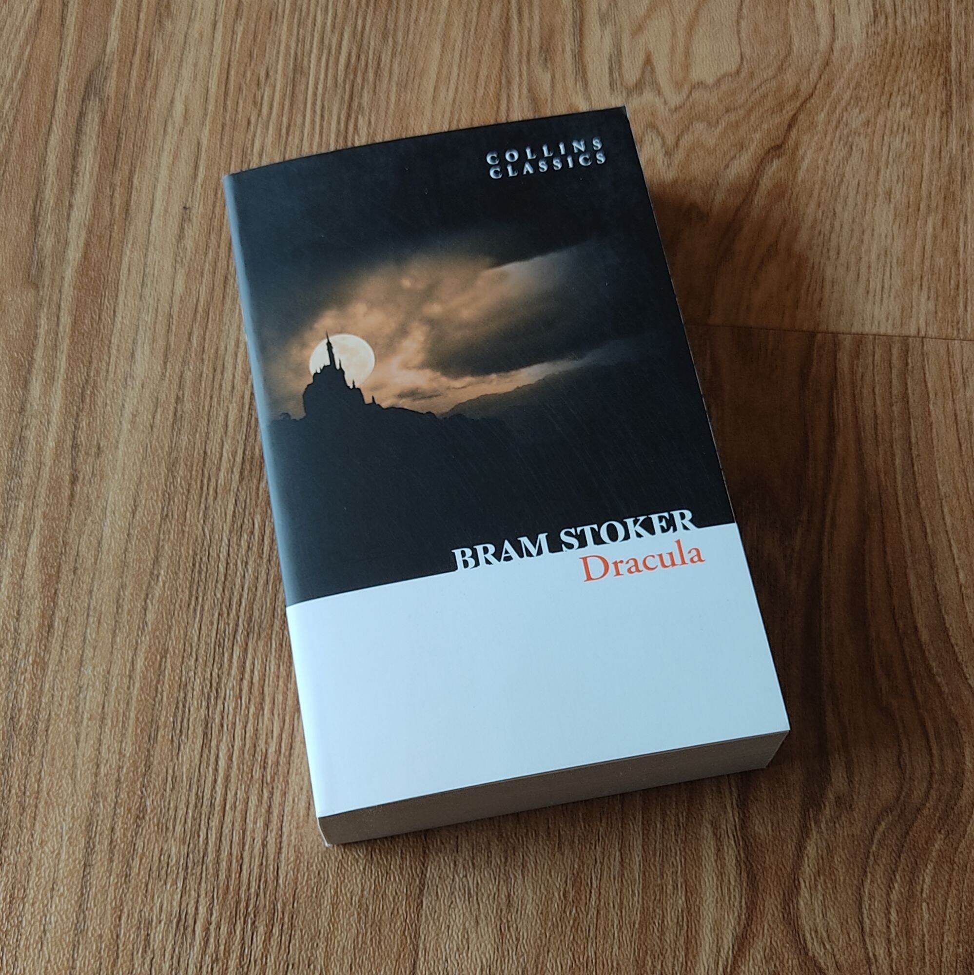 Dracula by Bram Stoker (Classic Novel - English Edition - IN STOCK ...