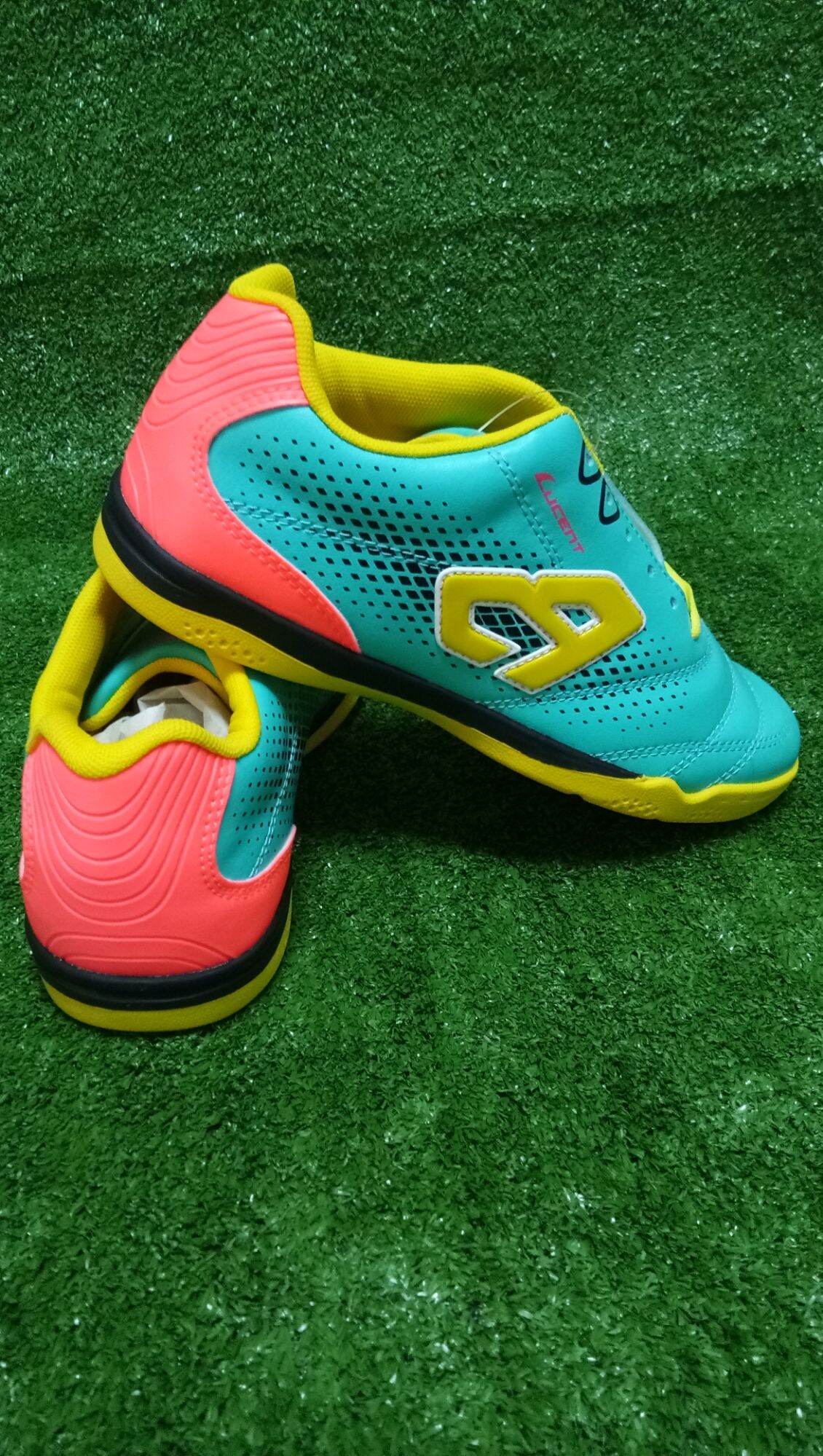 รองเท้าฟุตซอล Breaker⚽⚽รองเท้า Breaker Futsal มาแล้วจ้า ลดกระหน่ำ หั่น ...