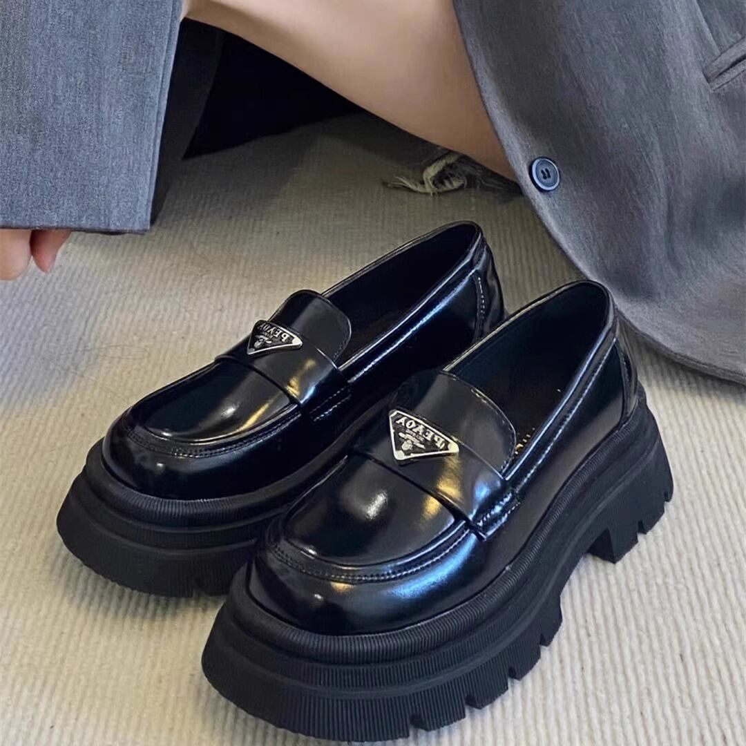 Retro Triangle Marker Loafersสําหรับผู้หญิง2024ฤดูใบไม้ผลิฤดูร้อนสไตล์ ...