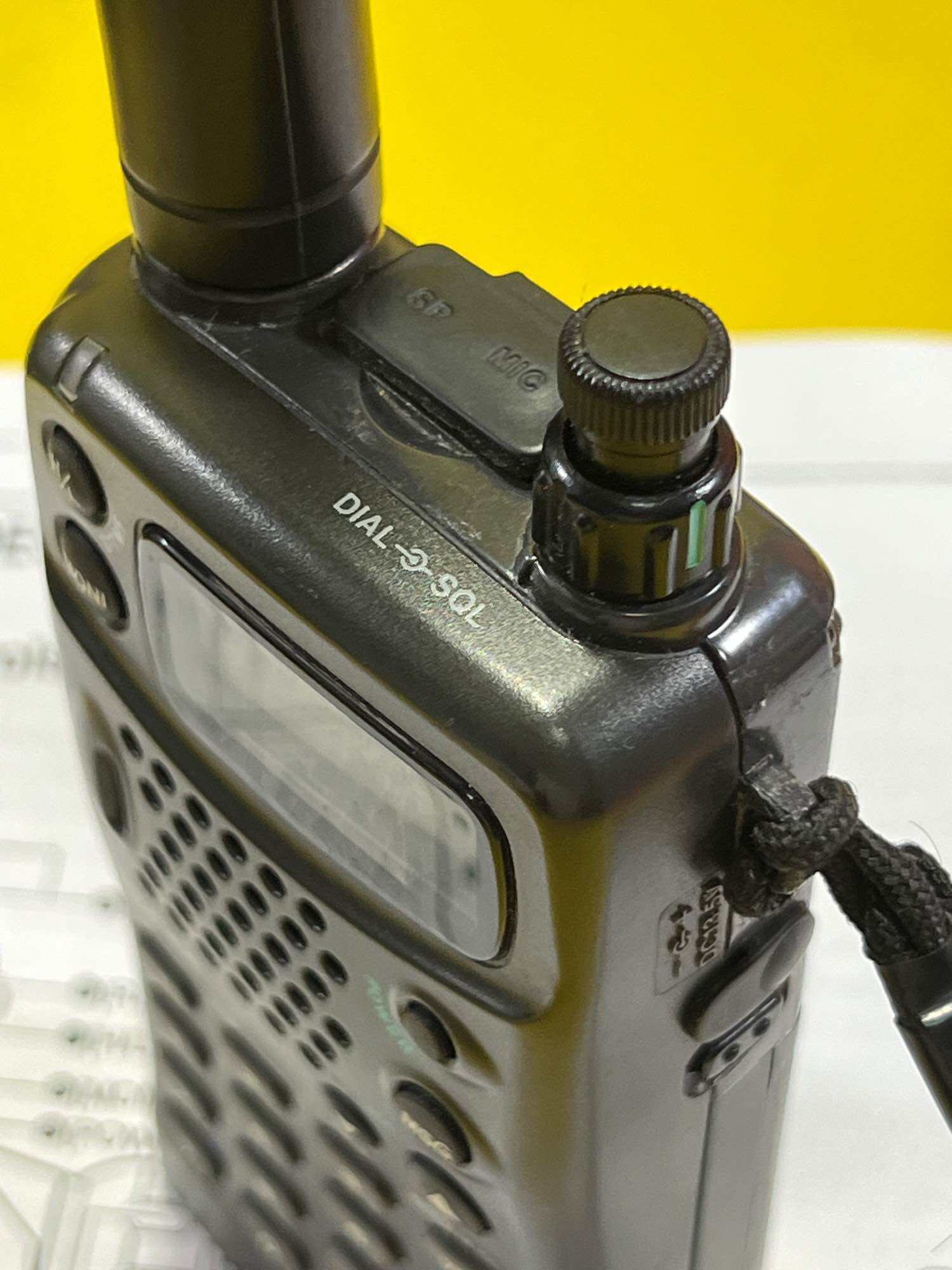 Icom ic-T22. Made in japan. VHF import from Japan Second hand - MUSEN ...