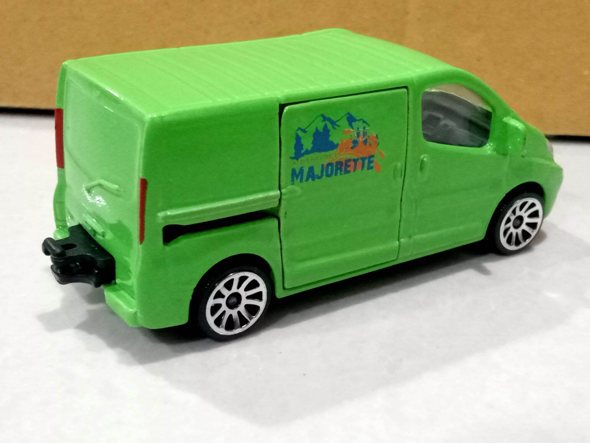 Majorette Renault trafic. Green - Ismail discount store - ThaiPick