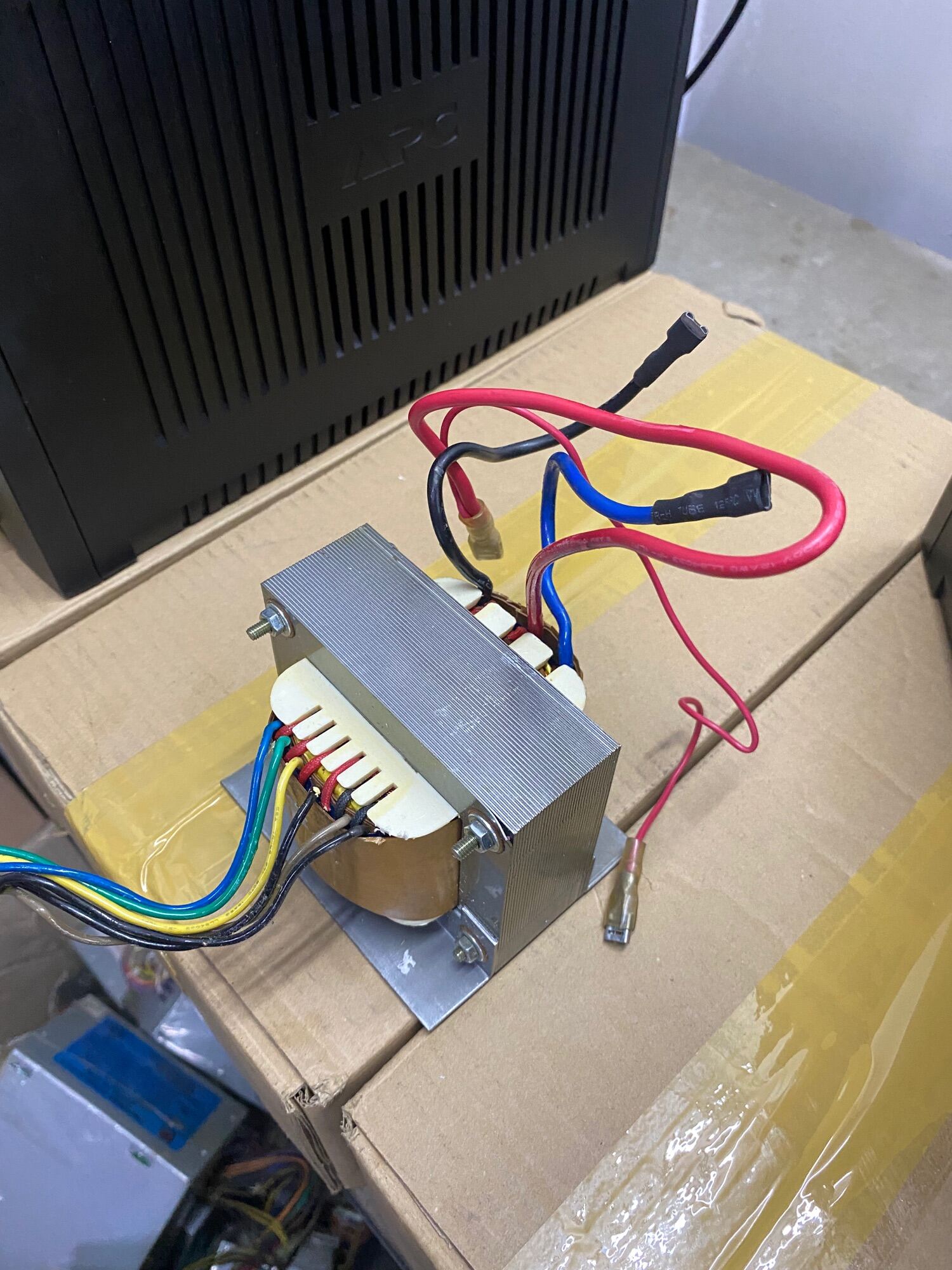 หม้อแปลง ups 500w. เต็ม 12V ทองแดงแท้ น้ำหนัก 1.7กก. มือสองประกัน 1 ...