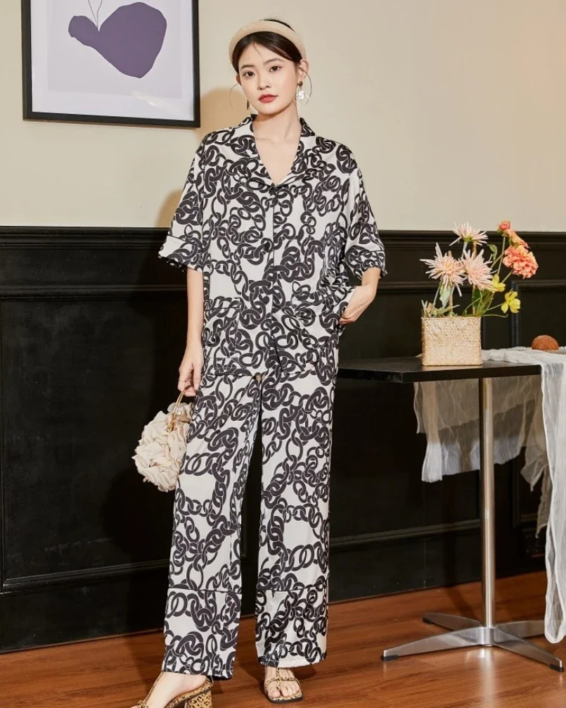 ชุดนอน Black chain pajamas (premium silk satin) | Lazada.co.th