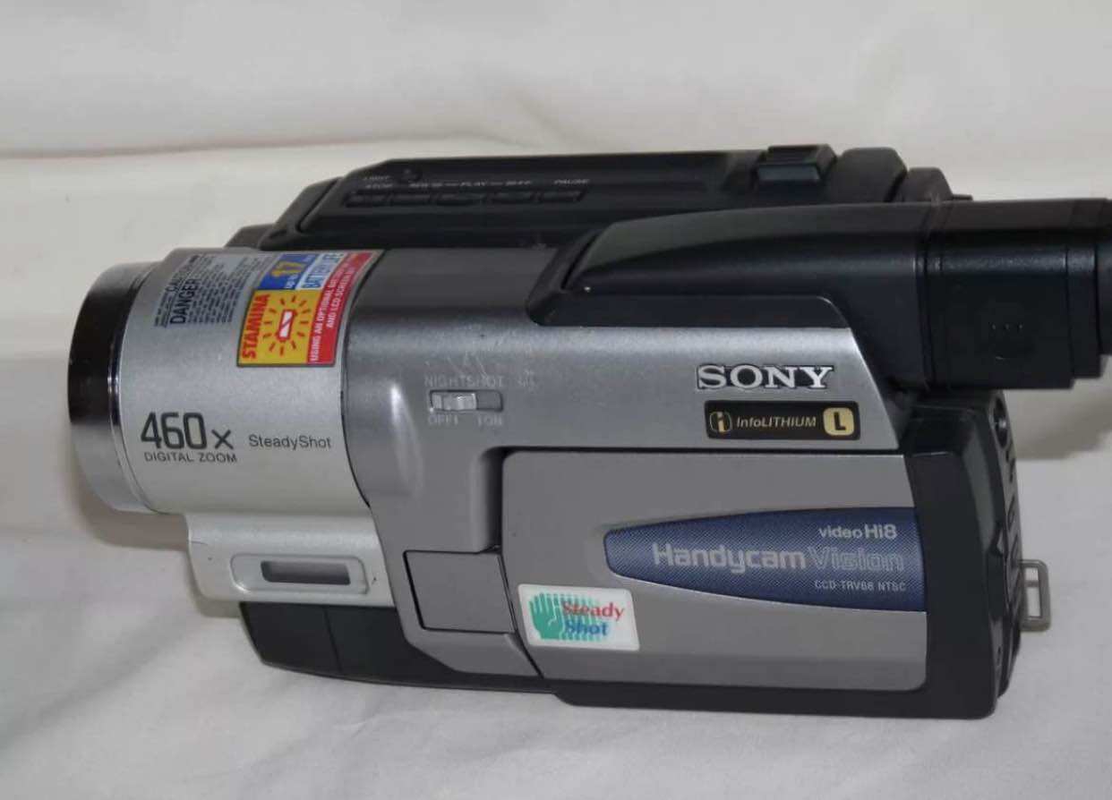 Sony CCD-TRV68 HI8 8mm Video8 camera Camcorder Video Transfer ...