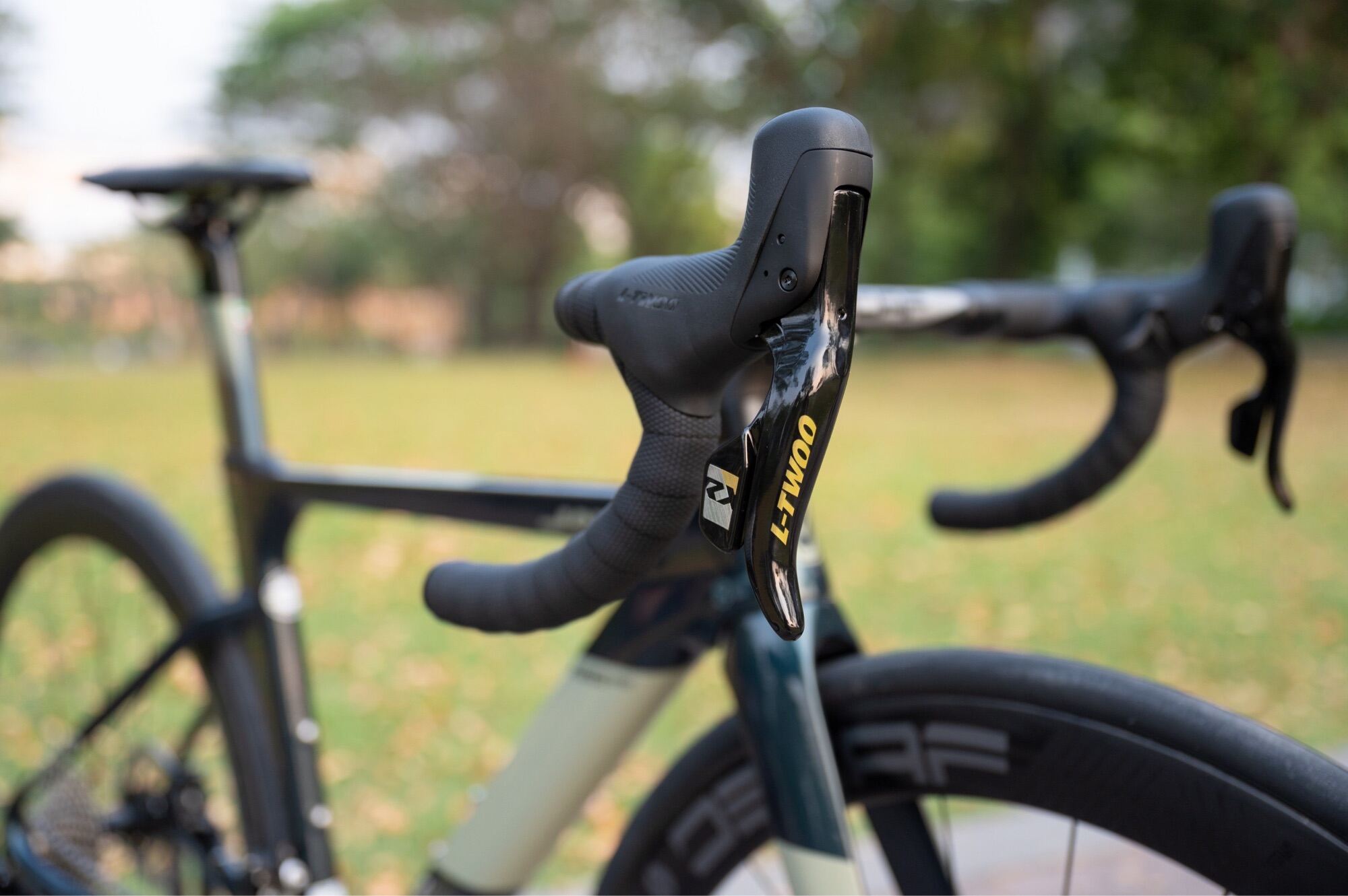 จักรยานเสือหมอบ Java Fuoco Top 24 สปีด ดิสเบรค เฟรมคาร์บอน ชุดล้อ ...