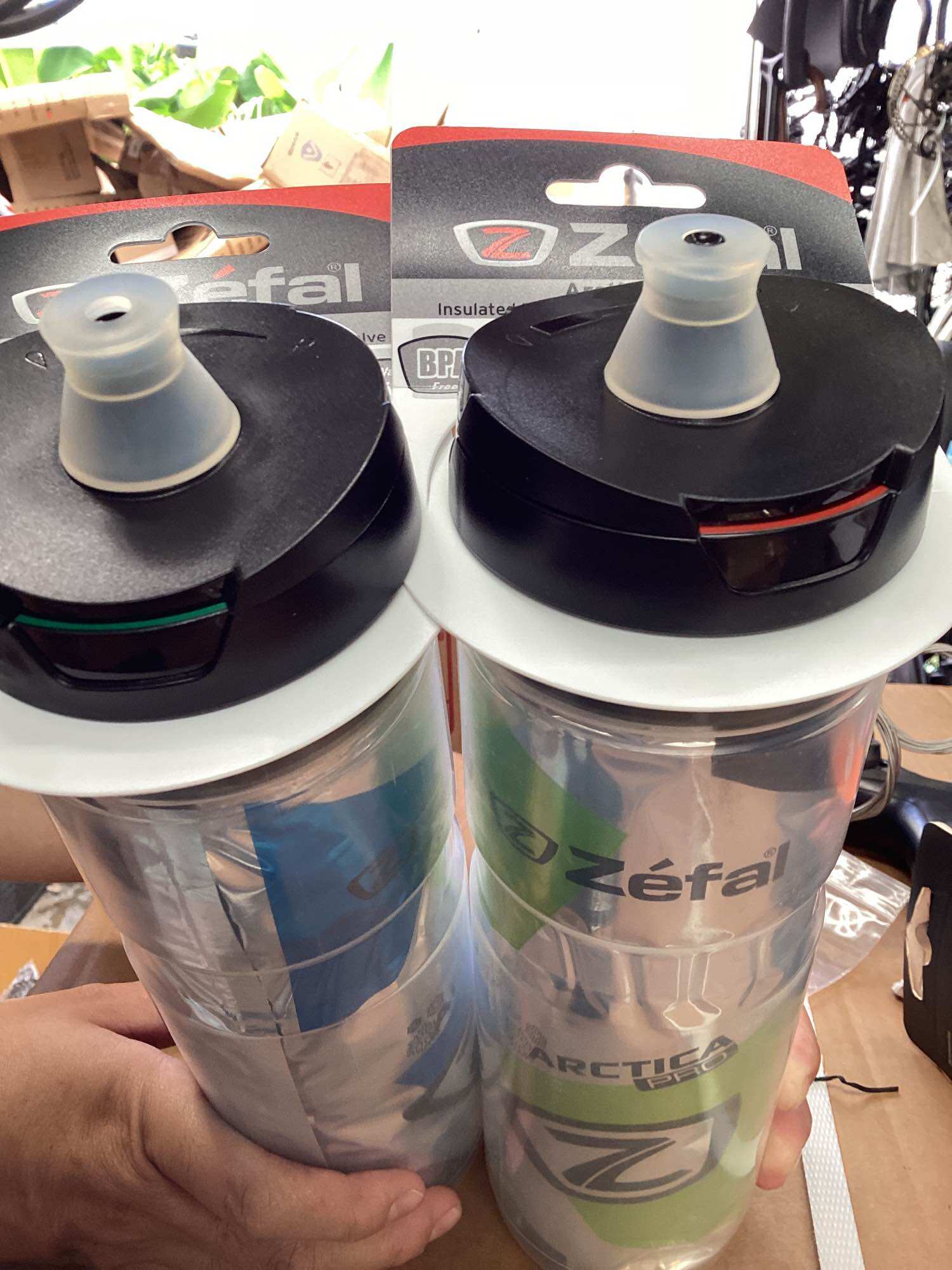 กระติกน้ำเก็บความเย็น Zefal ARCTICA PRO 550 ml 750 ml เก็บความเย็นได้ ...