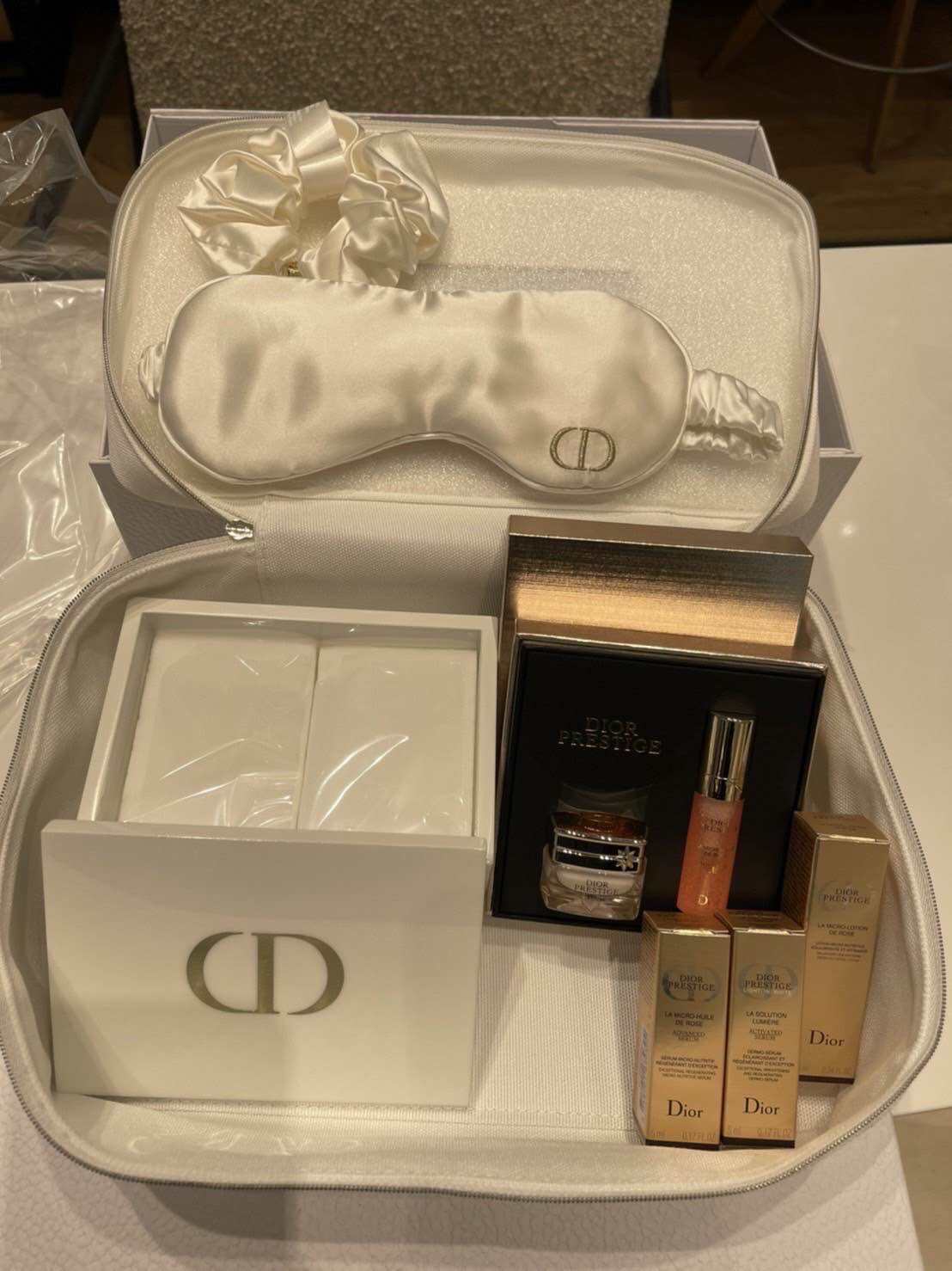 Premium gift Dior Vanity Kit - I_beautenous - ThaiPick